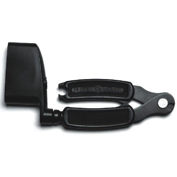 プロワインダーは、通常のペグワインダーとはちがい、ピンプラー、ストリングクリッパー、まで装備した究極のレストリングツールといえるでしょう。※ゆうパケット、または定形外郵便で発送致します。配達日時の指定はできません。