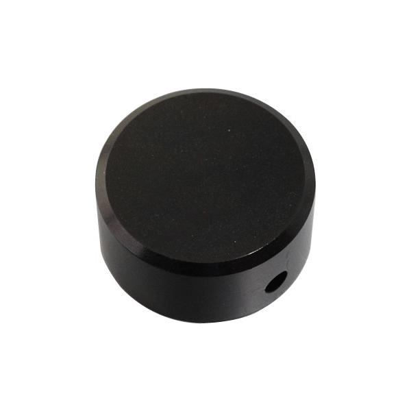 THE EFFECTOR FOOTSWITCH HATは一般的なエフェクターやスイッチャーに用いられるフットスイッチの先端に取り付けて踏みやすくすると同時に、複数のカラーで色分けすることで、視覚的にも見やすく、踏み間違えをしない様サポートし...