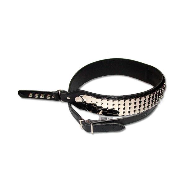 ジョンレノンがリッケンバッカーのギターに付けていた、特注ストラップの復刻品です、数量が少ないので売り切れの場合はご容赦ください。長さ：（約）118-133cm　肩パッドの幅5.5cm