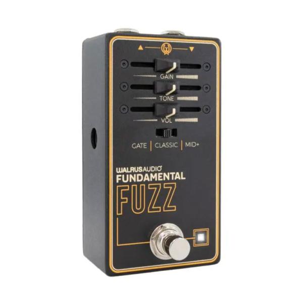 Fundamental Fuzzは3つのモードと広いトーンレンジを持ったアグレッシブなファズペダルです。お気に入りのオーバードライブや他のクレイジーなディストーションと組み合わせて、エフェクターチェインのどの位置でも効果を発揮します。
