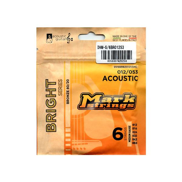 Acoustic guitar strings Bronze 80/20ラップワイヤー内の銅と亜鉛の比率が 80/20 である BRIGHT シリーズは、明るく繊細なトーンを絶妙に強化し、サウンドに広がりとパンチを加えるようにデザインされて...