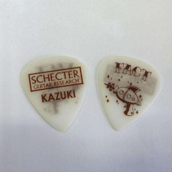 "FACT IS LIFE TOUR 2025"に合わせてFACT ニューデザインピックを期間限定で発売します。10月5日に10年ぶりとなる“ROCK-O-RAMA"迄の活動期問中のみのご注文受付になります。