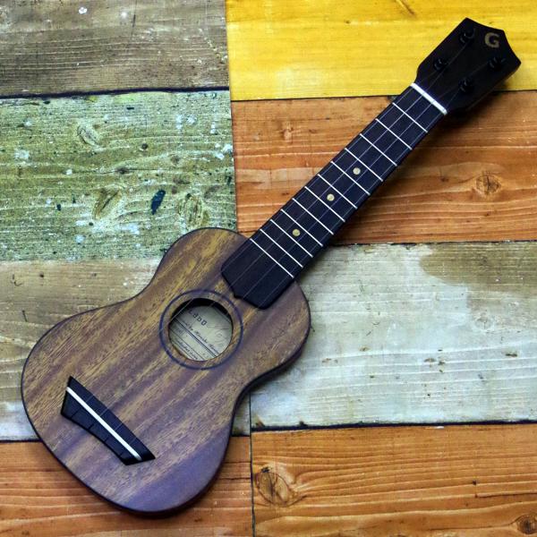 “わがまま”の中にこだわりが詰まった、ガズレレ公式ウクレレ！初心者にも弾きやすく、長く愛用できる工夫がたくさん施されています。ソプラノサイズでありながら、15フレット仕様で演奏の幅も広く、手の小さい方やお子さまにもぴったりな一本です。柔らか...