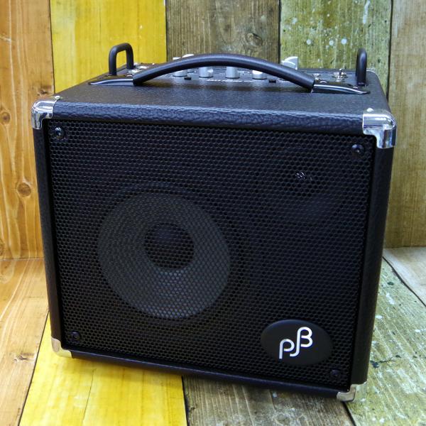 ベースアンプとしてはもちろん、色々な楽器アンプとして使用できるよう、多彩な入力を備えたアンプです。Bluetooth入力にも対応し、リスニング目的にも使えます。音質は定評あるPJBならではのクリアでワイドレンジなプロサウンドを約束します。【...