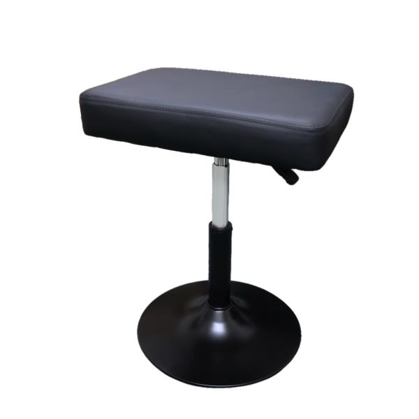 この商品は2/20より順次発送されます。・座面サイズ：約 44 x 33 cm 高さ：約 44〜59cm 重量：約 4.2kg・椅子の上下はハンドルでワンタッチ、ラクラク上下、上がる時はおしりに吸い付くように上がり、下がる時も体重でゆっくり...