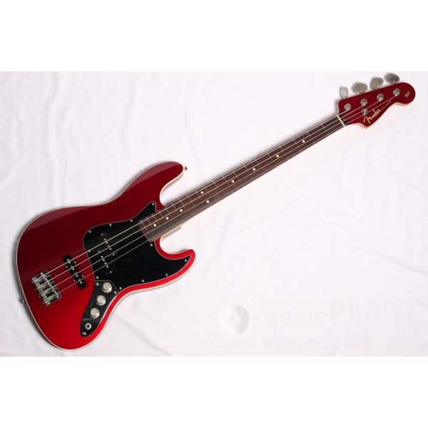 <エレキベース> Fender Japan AJB OCR 中古にて入荷です!2007年〜2010年製、MADE IN JAPAN!ジャズベースのボディーシェイプを基本に、アーチをつけたボディを採用したモダンスタイルのベース!ピ...