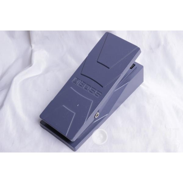 <エクスプレッションペダル> BOSS EV-30 Dual Expression Pedal 中古にて入荷です!使用に伴う傷等はございます。外箱付属いたします。EV-30 は、スペース確保に苦労するペダルボード・システムへの組...