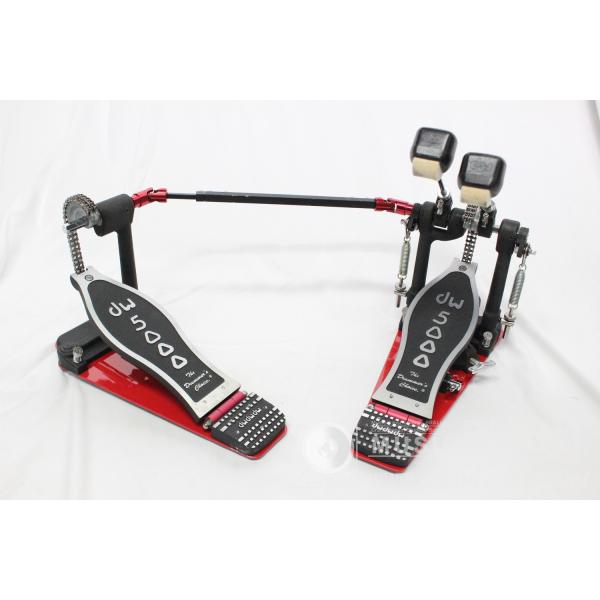 <ドラムペダル　ツイン>dw (Drum Workshop) DW-5002 TD4 中古にて入荷です!しっかり伝わるズッシリ感がありながら、軽くスムーズな踏み心地はDWならでは。底部には滑り止めのラバーが装着されていますので演...