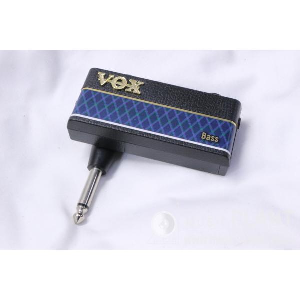 <ヘッドフォンベースアンプ> VOX AP3-BA 中古にて入荷です!使用に伴う傷等はございます。付属品はありません。クラシックなベースアンプのトーン。CH1では幅広いサウンドを、CH2では太くてパンチの効いたオーバードライブサ...