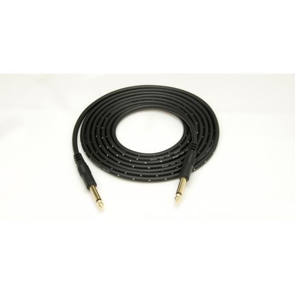 <シールドケーブル> キュートな外観のGOURD 1212Pです。ケーブルにもおしゃれを!という感じでしょうか。ギタリストの女の子へのプレゼントにも最適です。長さは3.0m,色はBlackです。くっきりした分離感の良い音のケーブ...