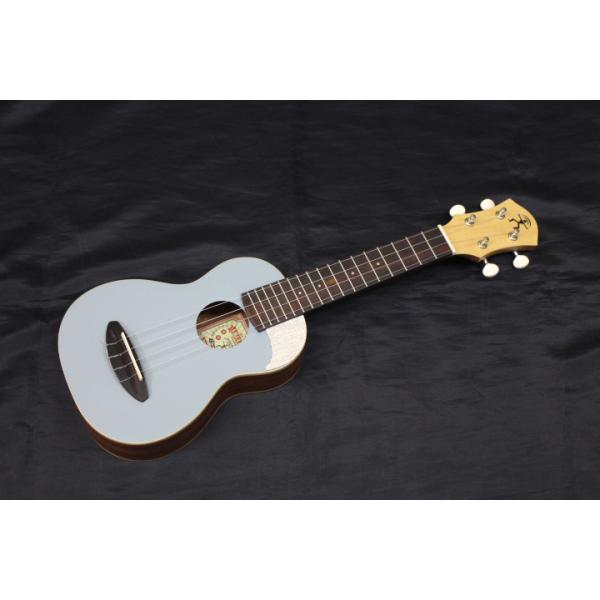 ●トップ｜スプルースダイナミックレンジが広く、フィンガースタイルや激しいブラシトークに適しています。 ●サイド＆バック｜マホガニー高音はよりはっきりしていて、低音はより暖かく豊かです。●傷付きにくいピックガードボディに貼られている保護パット...