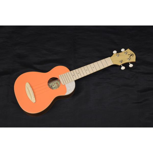 ●トップ｜スプルースダイナミックレンジが広く、フィンガースタイルや激しいブラシトークに適しています。 ●サイド＆バック｜マホガニー高音はよりはっきりしていて、低音はより暖かく豊かです。●傷付きにくいピックガードボディに貼られている保護パット...