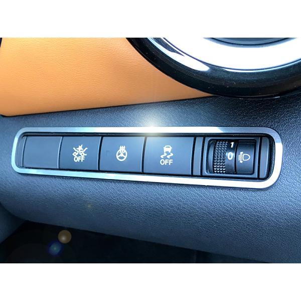 すべて安心の日本国内生産です。ネットでのみの販売をしているのでショップでは手に入れることの出来ないレアアイテムです。手元に届けば貼り付けるだけ！装着するだけで、純正パーツがおしゃれに！専用設計ですのでピッタリフィット！