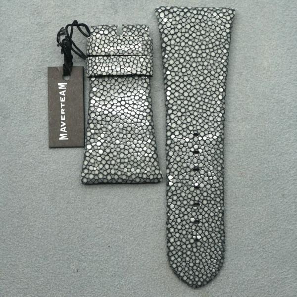 定価：￥30,800(税込)本商品は長期在庫品のデッドストック品となります。商品によってはキズや汚れ、経年劣化のある場合がございますので、完品をお探しのお客様はご注意ください。詳細な状況など、確認しておきたいことがございましたらご購入前にご...