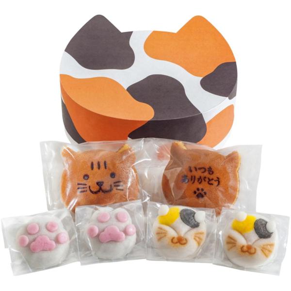 【ご予約は6/16(火) 15時まで】ほのぼのとした表情の三毛猫のどら焼きと饅頭に、かわいい肉球饅頭もセット。お茶の時間をほっこり和ませてくれます。●商品詳細猫どら焼き（小豆あん、しろあん）、三毛猫饅頭・肉球饅頭　各２（計６）●特定原材料：...