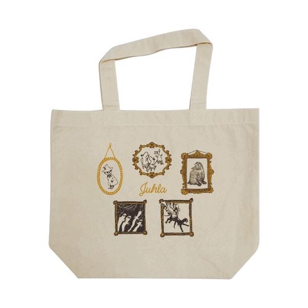 【ムーミン　ランチトート　発売！！】ムーミン達のランチトートが登場！おしゃれな2色のカラーラインナップで登場です。お弁当がすっぽりと入るサイズ感。しっかりとした厚手の生地で、たっぷり収納できるマチ付き。ランチトートとしても、ちょっとしたお出...