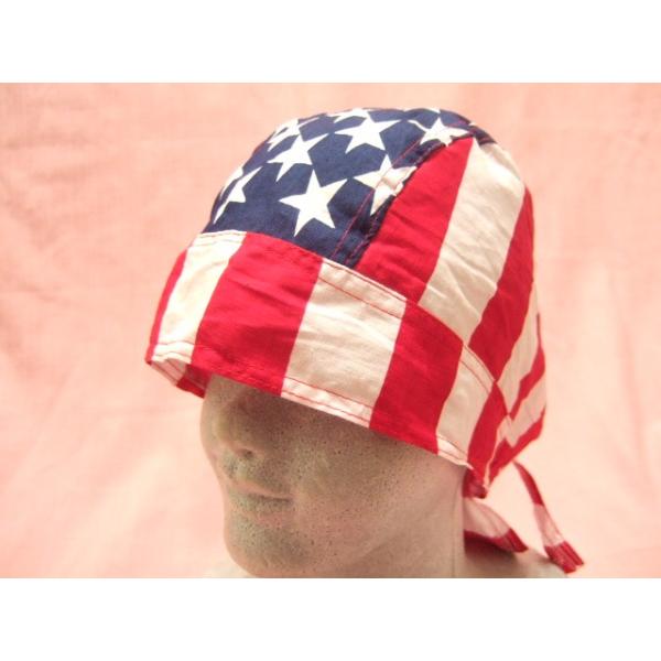トリコロールカラーの大変美しいバンダナキャップです。夢いっぱいのいやし系の、人気デザインになります。さわやかなこれからの季節に、ピッタリのバンダナキャップです。楽しくわくわく柄の、あざやかな色合いと魅力的なデザインは、きっと気に入っていただ...