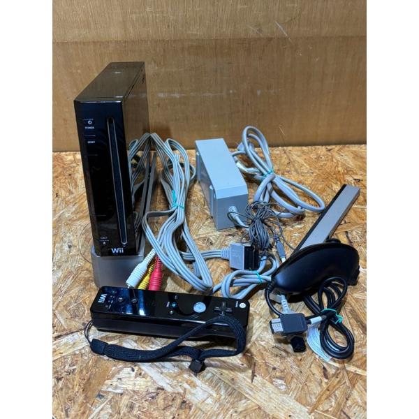 動作確認問題ありません。できる限り清掃してあります。写真をよくご覧になってからご購入お願いします。写真にあるものがすべてとなります。リモコン修理のためボタン色違います。沖縄、離島への発送はできません。