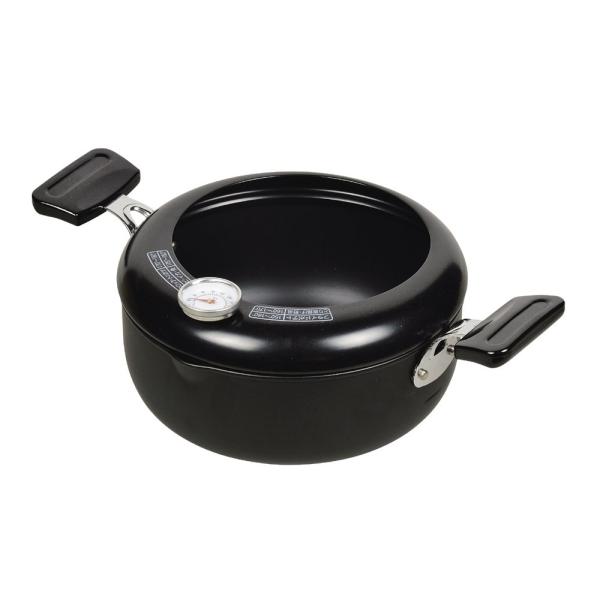 【商品概要】製品サイズ:(約)幅33×幅21×高さ11.5cm、鍋の縁の高さ7.9cm材質:本体・フード/鉄(シリコーン樹脂塗装)、取っ手/フェノール樹脂(耐熱温度150度)、温度計/バイメタル式原産国:中国底の厚さ:1.2mm満水容量:2...