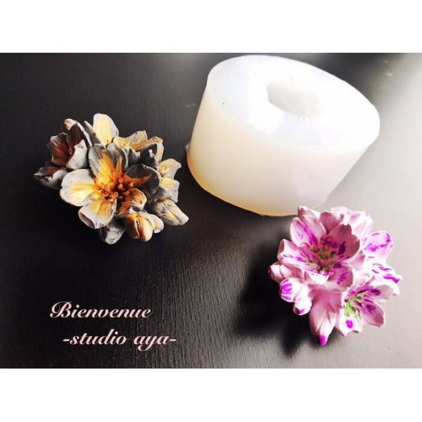 シリコンモールド 花 アロマワックスサシェ サシェ クレイケーキ アクセサリー チャーム キャンドル アロマストーン レジン インアリウム クリアリウム エポキシ樹脂 石膏