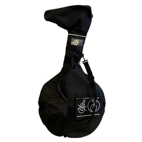 ほこりや汚れなどから傷つかないように、大切な一輪車を守ってくれます。大会や遠征などに、是非ご活用ください。みなさまからお声の多かった身体の小さなお子様にも運びやすい超軽量・20インチ用モデルです。サドルの下にアジャスト機能があるため、フォー...