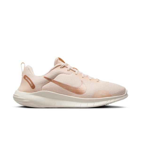 フレックス エクスペリエンス 12は、ランニングの目標に向かって着実に前進し続けたい人のための一足。 ミニマルでありながら、かかとからつま先までのあらゆる動きをサポート。着地と蹴り出しを心地良いリズムのように感じながら走れます。幅、サイズ感...