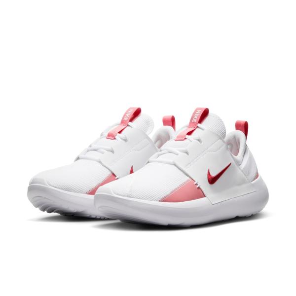 いつでも快適なシューズを現代的なスタイルにアレンジ。Eシリーズ ADは着脱しやすいデザインで、毎日でも着用したくなる一足。 通気性に優れたメッシュとクッション性に優れたフォームが、最初の一歩を踏み出してからどこへ行っても、快適さとサポート性...