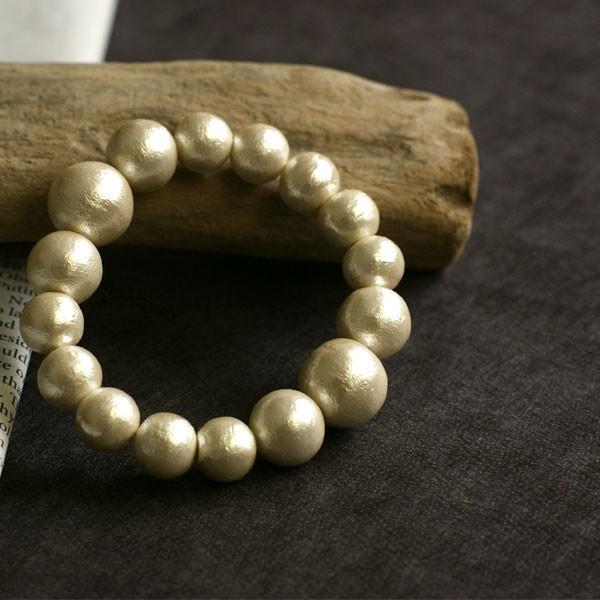 ■14mm 12mm 8mm グラデーションセットコットンパールブレスレット軽くて着けやすいコットンパール　いろんなブレスレットと合わせると様々な表情を魅せてくれる　シンプルな使い勝手のいいブレスレット　ホワイトとキスカの2カラー■コットン...