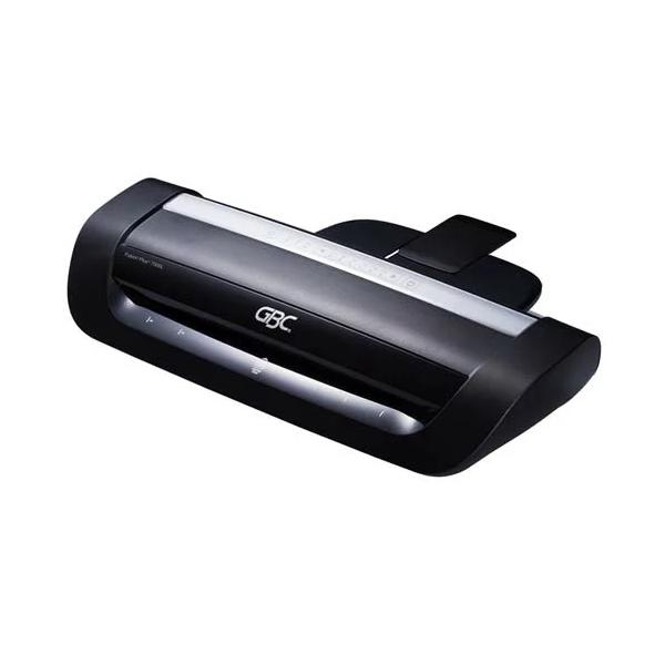 FUSIONシリーズ最速の加工速度を誇るユーザビリティにこだわったハイエンドモデル自動厚み感知機能搭載の全自動ラミネーター品名：フュージョンプラス7000L A3サイズ：W578 x D235 x H121 mm質量：8.1 kg消費電力：...