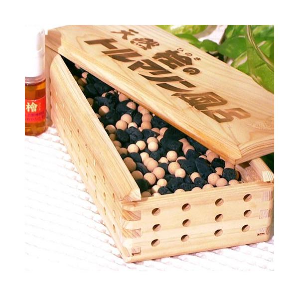 天然檜(ひのき)のトルマリン風呂 - 各種天然石セット＜＜★とびっきりの『くつろぎバスタイム』を自宅で！ ★浴槽に沈めるだけ、自分だけの快適★檜(ひのき)風呂＞＞●自宅で手軽に檜(ひのき)風呂が楽しめます。●木枠ケースに本格的な国産天然檜(...