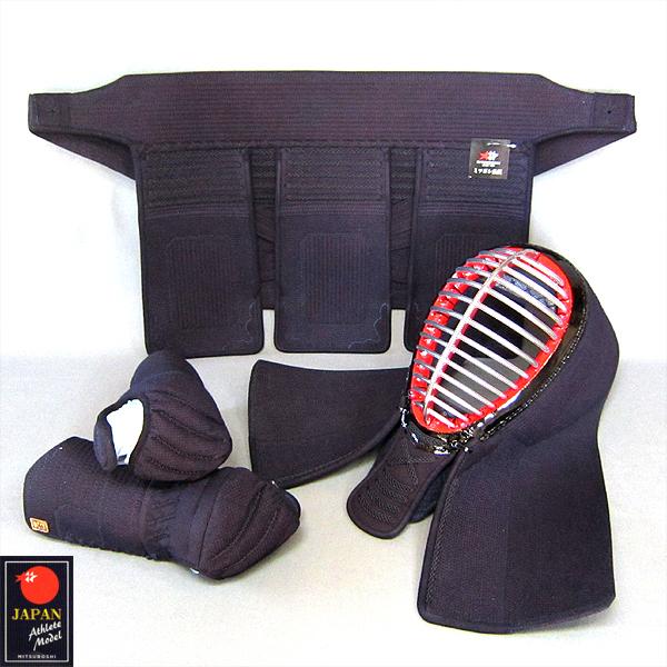 【面】面金ジュラルミン（ハイビジョン面金）　内輪シルリード　面垂斜めカット　具の目刺【甲手】手の内ミクロパンチ　実戦型甲手（試合以外では使わないで下さい。）【垂】額刺　5段飾　垂紐先細仕様春日武道具ヤフーショッピング店　剣道用