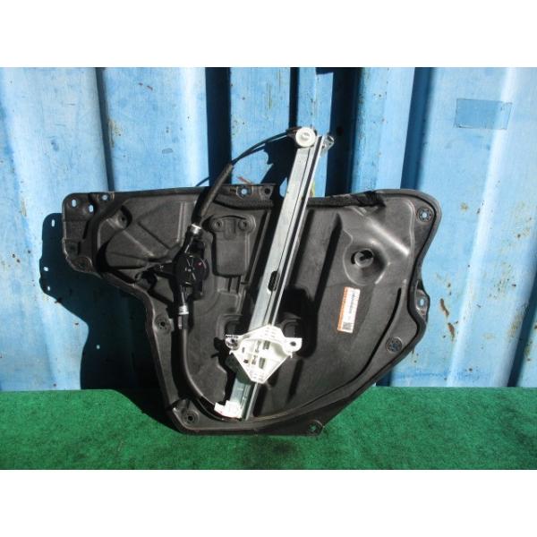 ■商品説明車名：アクセラ型式：DBA-BM5FP・この商品はお届け先が個人宅宛ての場合、西濃運輸支店、営業所止めになります。・お近くの営業所・支店をお調べいただきご連絡をお願いいたします。・会社・法人・工場・店舗宛の場合直接のお届けが可能で...