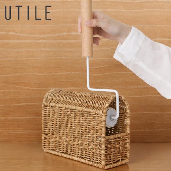 ハンディクリーナーを立てて収納できる専用スタンドPPラタンで編み上げた、ハンディクリーナーを立てて収納できる専用スタンド。置き場所に困るハンディクリーナーを、生活感を出さずにすっきりと収納できるデザイン性の高いスタンドです。奥行き約9cmと...