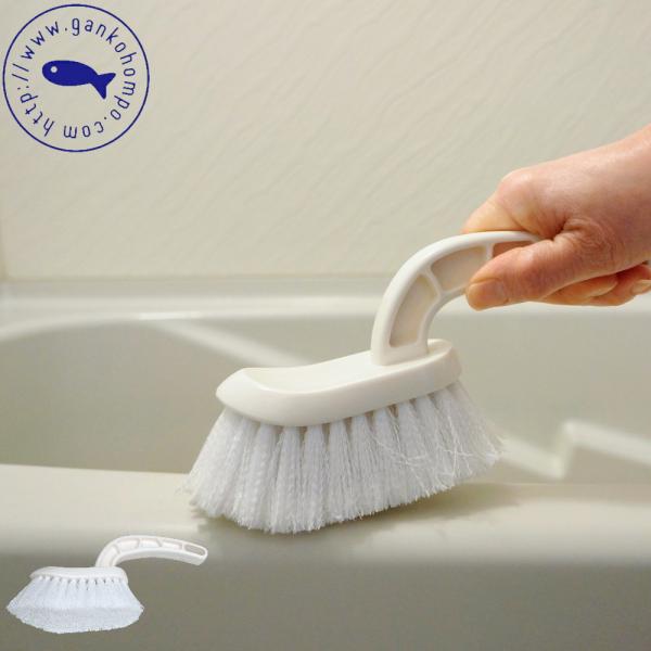 海へ…Fukii、森と…Fukiiシリーズで有名ながんこ本舗様企画の人気商品が登場。消しゴムをヒントに生まれたバスブラシ。ゴム加工したブラシは水だけで汚れをずらし吸着します。けれど、最大の特徴はゴム加工によってもたらせたコシの強さ。これは触...