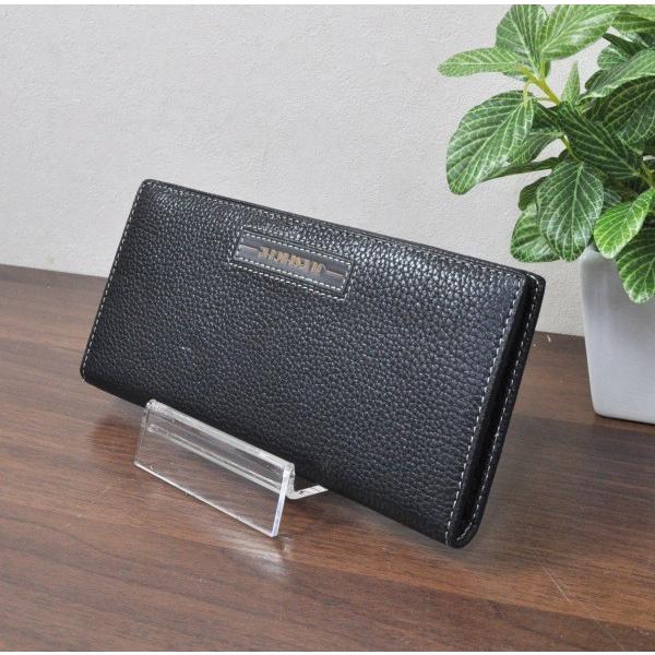 アクリルスタンド（財布立て）H7.7×W7cm お財布など小物類のスタンド、陳列、ディスプレイにおすすめなアクリルスタンドです。店舗の陳列や、部屋のディスプレイ、商品撮影等幅広くお使いいただけます。※財布は付属しません。  製　品　仕　様 ...