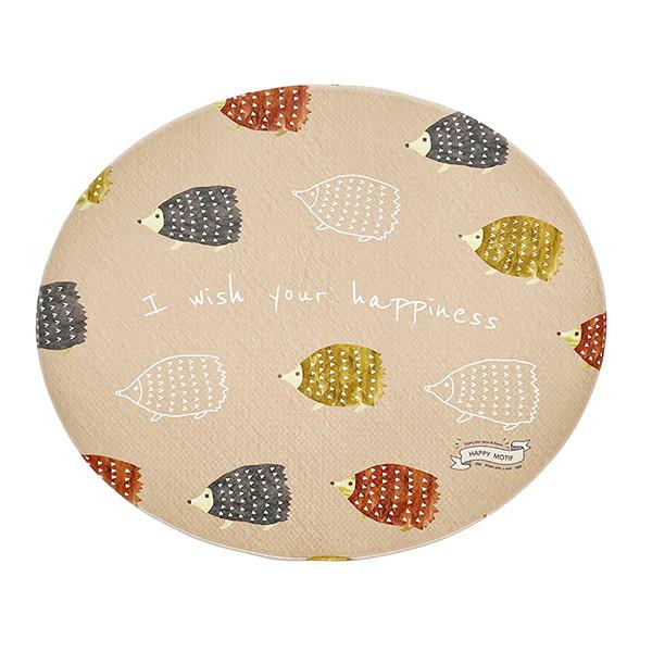 ほっこり温かみを感じられる、しあわせモチーフのトイレタリーシリーズ抗菌・防カビ・燃えにくい素材採用。トイレだけではなく、玄関マットやインテリアのアクセントマットとしてもご使用いただけます。【商品仕様】サイズ：約W60×D0.6×H50cm材...