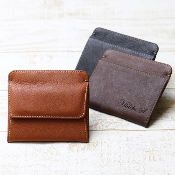 【　Cow Leather　】流行問わずに長くお使いいただける、シンプルなデザイン。使いやすさと長持ちを両方叶える高品質な日本製。軽量かつ最小限の大きさに高機能をプラスした、男性女性問わず、贈り物にぴったりなシリーズです。《素材》一度手にし...