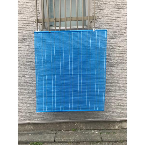 ビニール製なので雨に強く、光を通すので部屋が明るくなります。サイズ：（横）約88Ｘ（縦）105ｃｍ注：写真はイメージなので、サイズをよくお確かめ下さい。
