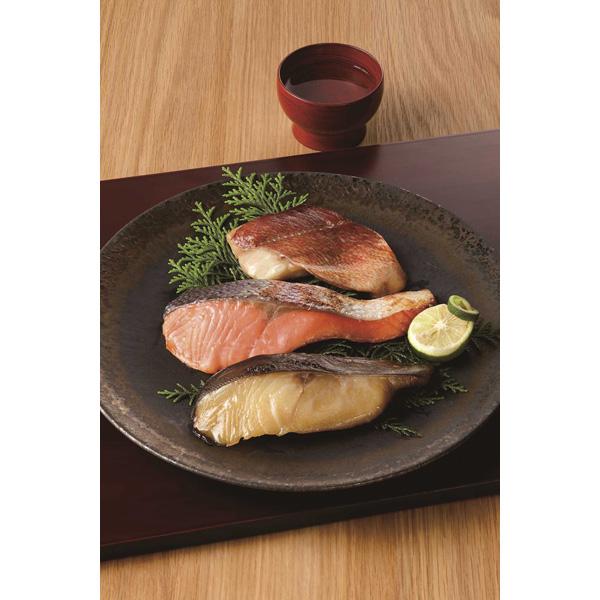 西京味噌と酒粕をブレンドした秘伝の味噌床に、選び抜いた海の幸を丁寧に漬込みました。※お届けまでに1週間から１０日前後かかります※他商品との抱合せ・二重包装はできません【セット内容】西京漬けギンダラ×２・西京漬けサーモン×２・西京漬け赤魚×２...