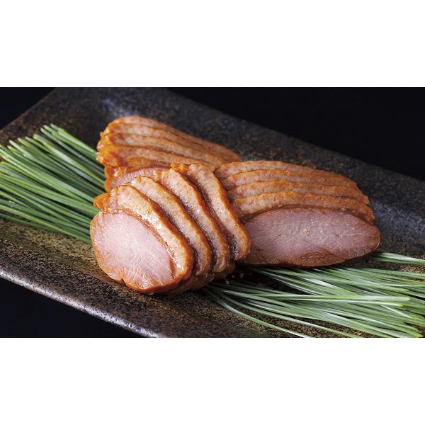 醤油ベースの深いコクを纏った合鴨ロースは、しっとり柔らかで噛むほどに広がる旨みが魅力。※お届けまでに1週間から１０日前後かかります※他商品との抱合せ・二重包装はできません【セット内容】２１０ｇ（合鴨ロース２００ｇ、ねぎ油１０ｇ）【賞味期限】...