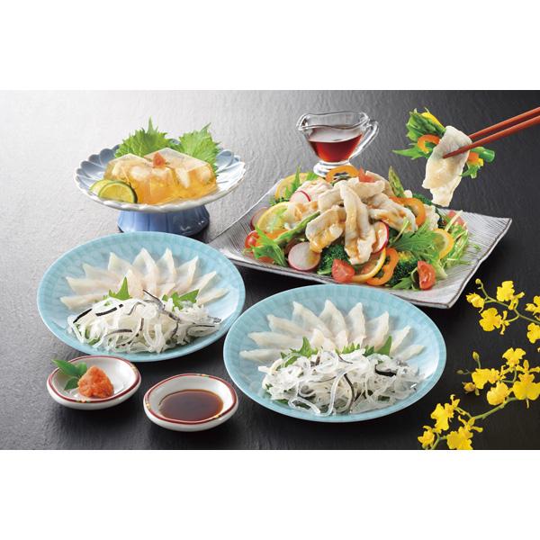 1匹のとらふくから2枚しか取れない「とらふく身皮」をしゃぶしゃぶ用にセットにいたしました。※お届けまでに1週間から１０日前後かかります※他商品との抱合せ・二重包装はできません【セット内容】とらふぐ刺身（１７ｃｍ皿）１２ｇ×２、とらふぐ皮２０...