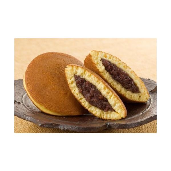 北海道産の二種類の小麦粉をブレンドすることにより、ふんわりしっとりした生地に仕上げ、餡は北海道産の小豆に生餡を加えることでなめらかに仕上げました。  粒餡どら焼　生地と粒餡のバランスが良く、食べやすいどら焼です 商品サイズ：135ミリ×11...