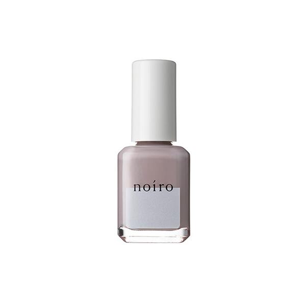 感情を映したような色彩で印象的に染め上げるネイルカラー。・プロユースならではの鮮やかな色合い・こだわりの平筆　適度なコシと長さ、キリっとそろったハケ先で　サイドまで均一に塗布できます。・施術の時短をかなえるクイックドライタイプ・爪の潤いを保...