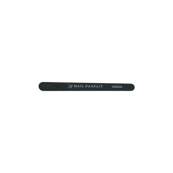 小回りが利く万能ファイル。フットネイルにもおススメです。 左端11mm〜中央10mm〜右端9mmと横幅が違うのでさまざまなタイミングで使えます。180/220サイズ:左端11mm中央10mm右端9mm