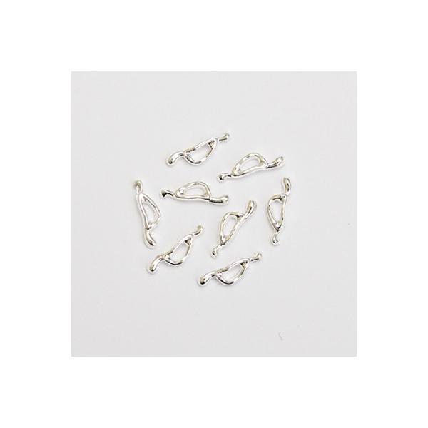 西山麻耶先生プロデュース商品です。Donaclassy〜ワンランク上の洗練された指先に〜ニュアンス感を重視したメタルパーツ。背面には緩いカーブがついていますので爪に沿う様に作成しました。ニュアンスアートが苦手でもワンカラーやクリアカラーに一...