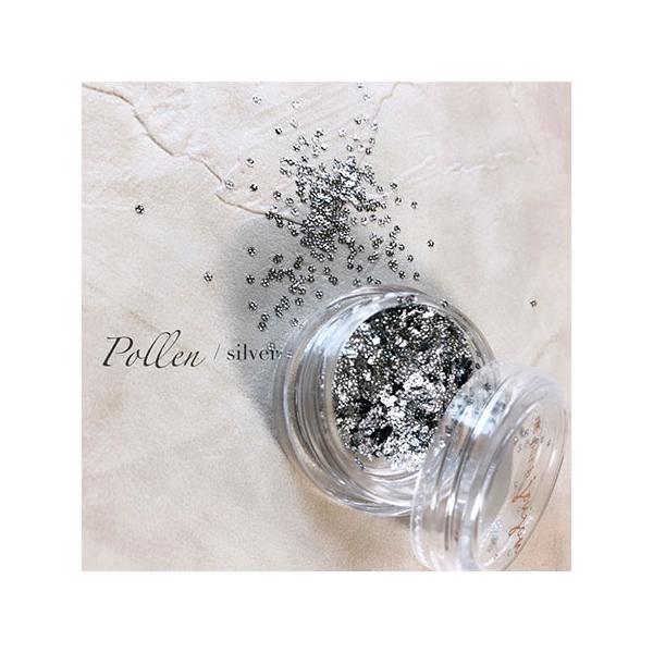 カラー:ｓｉｌｖｅｒヘキサゴンホログラムの表面にエンボスを付けたことで、立体的な輝きが生まれます。◆注意事項◆・表面上を塗装している為、アート時の研磨や、日常生活における摩擦で、塗装が落ちる場合がございます。・商品のお色は、撮影の状況・ご使...