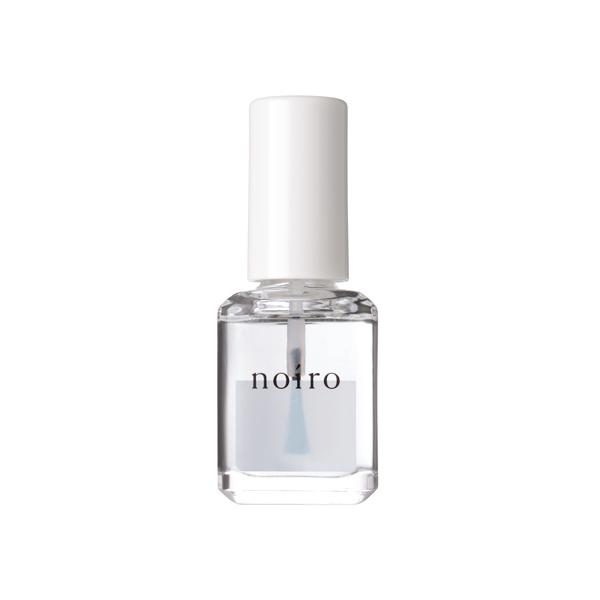 すばやく乾いて、ぷるんとコート。濡れたような輝きと立体感を与え、ネイルカラーの美しい仕上がりをキープします。内容量：１１ｍｌ