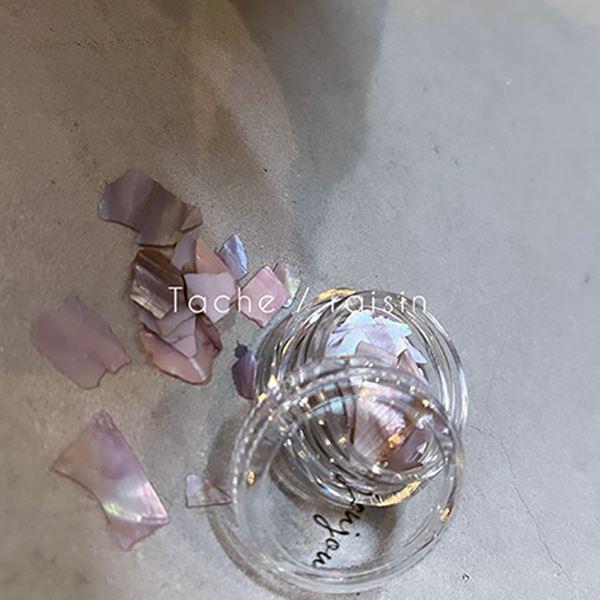 注意事項・大きいシェルに関しましては、ニッパーや爪切り等で安全な場所でカットして頂くか、又は、カナヅチ等の角で叩いて割ってご使用下さい。・サイズ調整の際は飛散しますので、顔や目などに当たる場合がございます。調整の際は周囲にも十分ご注意下さい...