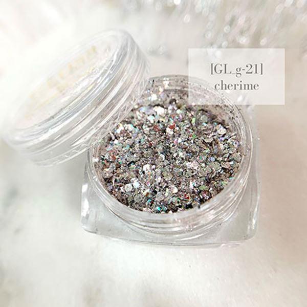 GL_g-21ピンクとグリーンのオーロラを放つグリッターに、繊細なシルバーグリッターをmix。多色に輝き、華やかなキラキラを指先に与えます。内容量:0.7g