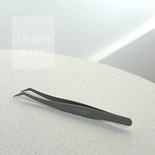 表面の特殊加工で粘土ジェルがくっつかないツイーザーです。摘んだり伸ばしたり粘土ジェルの操作がしやすくなります。パーツやシールのピックアップにもおすすめです。[サイズ]長さ13cm